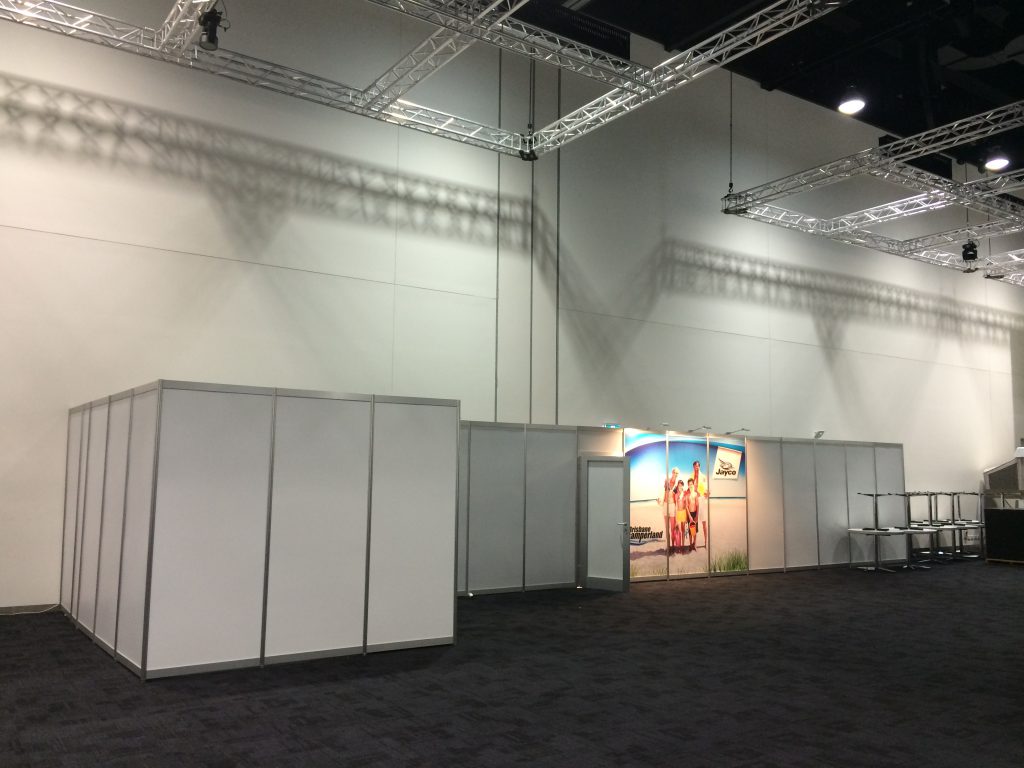 White Display Wall – joined 2.5m H | Exhibition & Display Services